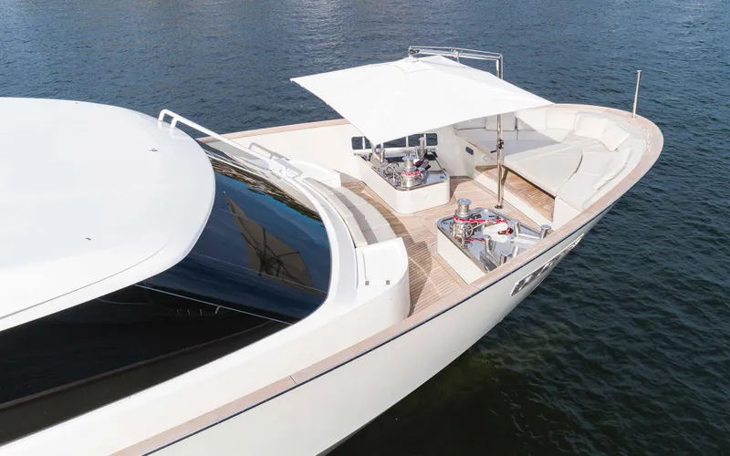 HALCYON yacht for charter (Sanlorenzo, 34.14m, 2018)